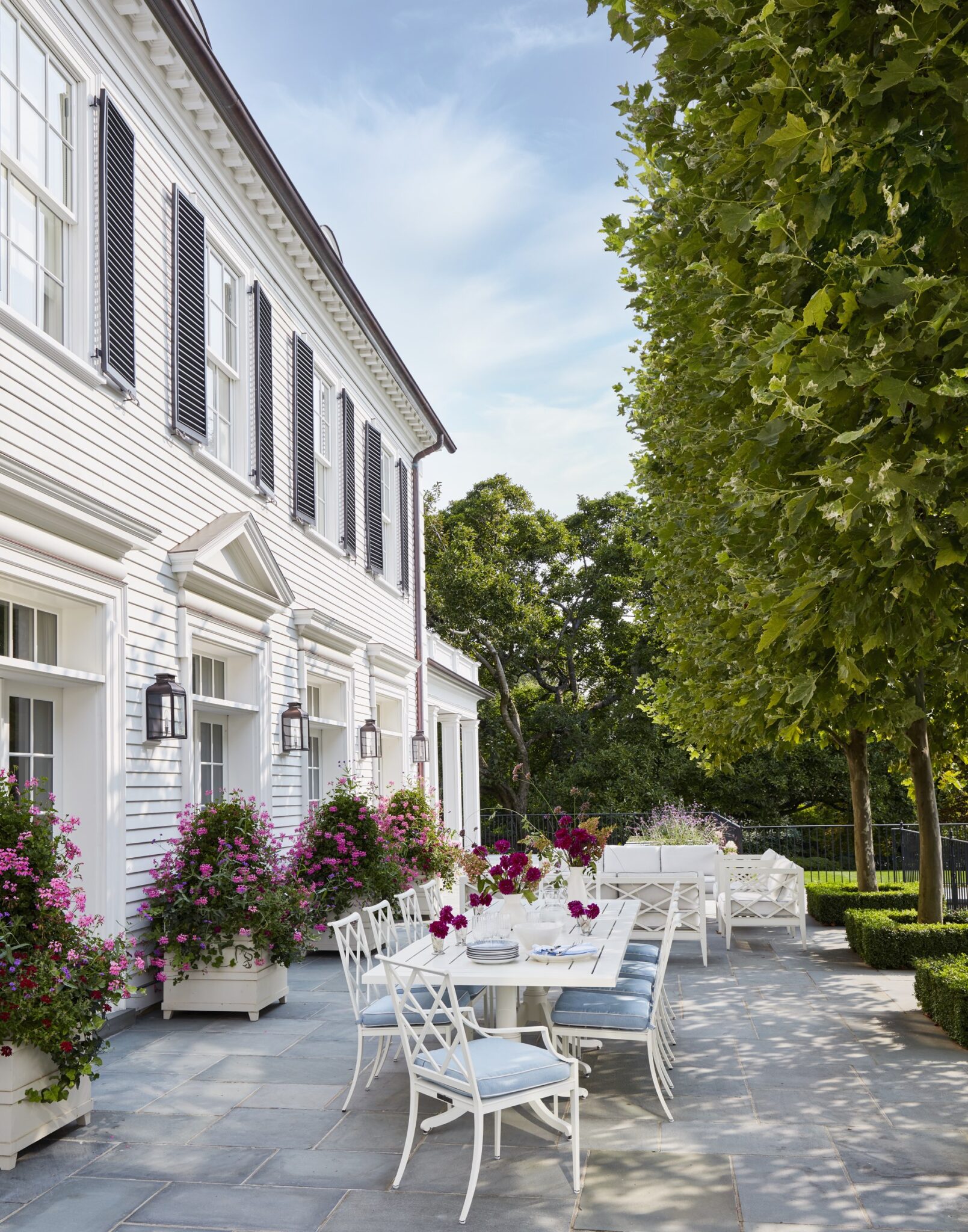 New American House in Greenwich | Ferguson & Shamamian